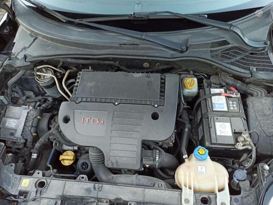 Melns Alfa Romeo Mito 2009 Kauņa, ar dzinēja tilpumu 1.25 L un nobraukumu 217 tūkst. km par 1499 €, foto 19 vietnē AUTOMOTO.COM.LV
