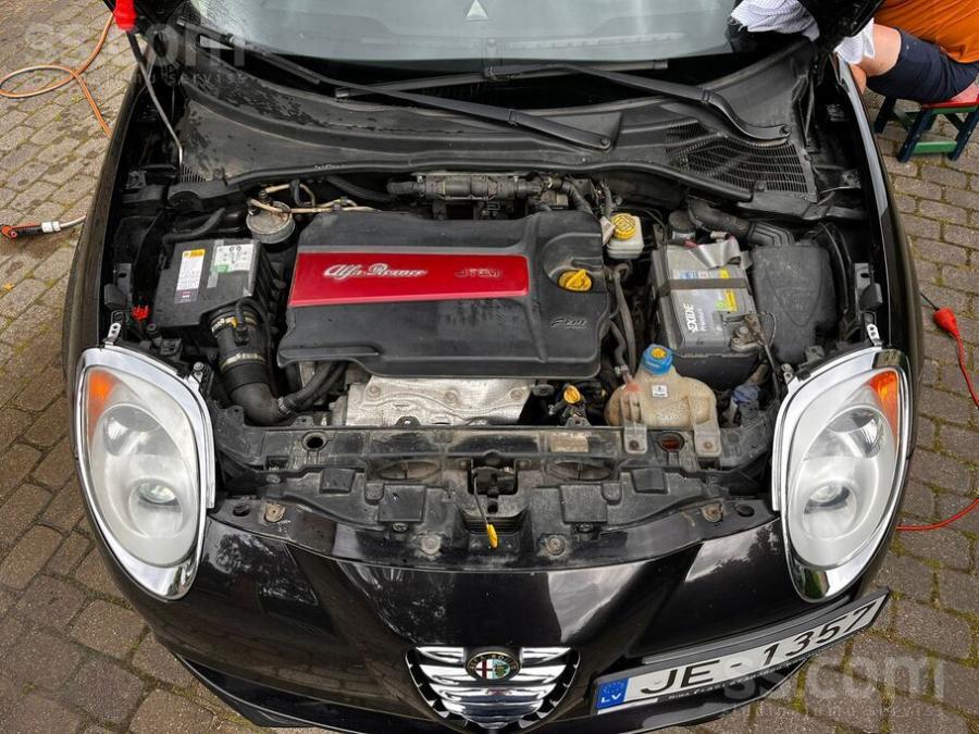 Black Alfa Romeo Mito 2009 in Riga, with an engine capacity of 1.60 L and mileage of 201 thousand km for 2650 €, photo 7 on AUTOMOTO.COM.LV