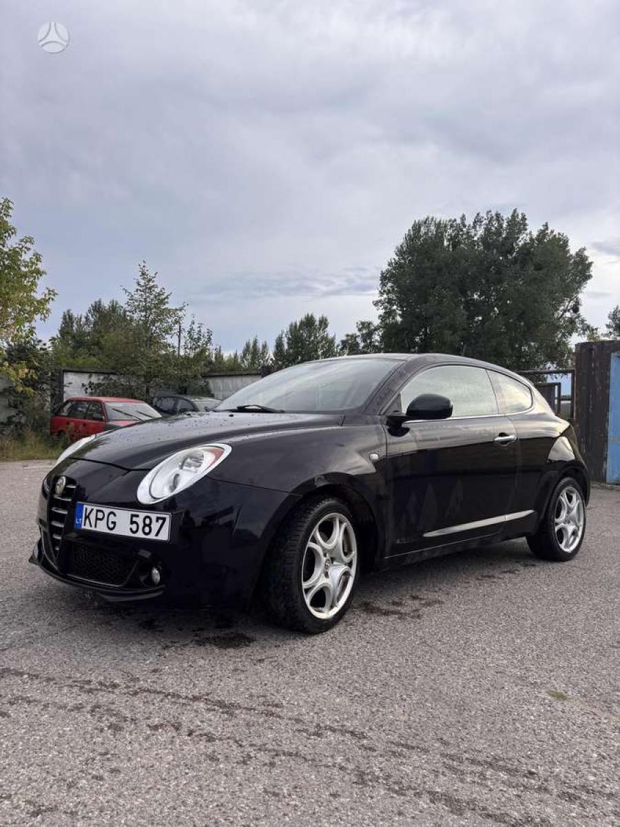 Black Alfa Romeo Mito 2011 in Kaunas, with an engine capacity of 1.25 L and mileage of 181 thousand km for 1500 €, photo 3 on AUTOMOTO.COM.LV