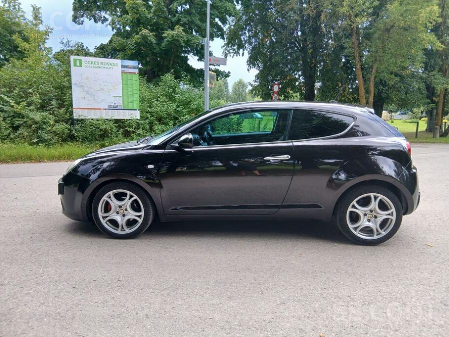 Melns Alfa Romeo Mito 2012 Ogre, ar dzinēja tilpumu 1.30 L un nobraukumu 206 tūkst. km par 3200 €, foto 3 vietnē AUTOMOTO.COM.LV
