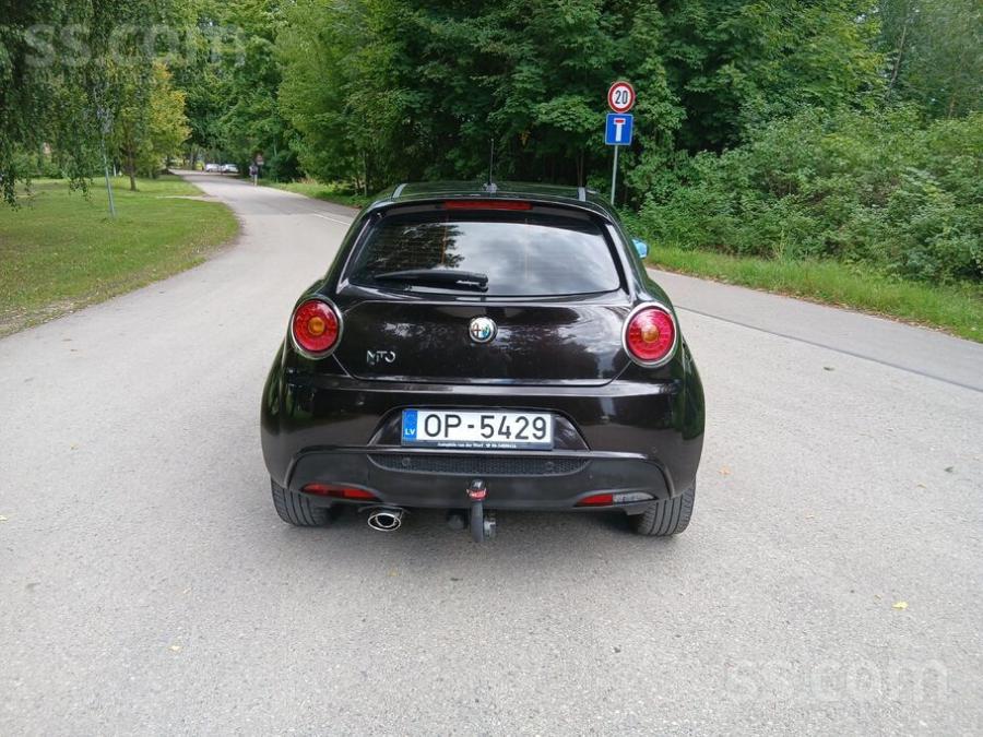 Melns Alfa Romeo Mito 2012 Ogre, ar dzinēja tilpumu 1.30 L un nobraukumu 206 tūkst. km par 3200 €, foto 6 vietnē AUTOMOTO.COM.LV