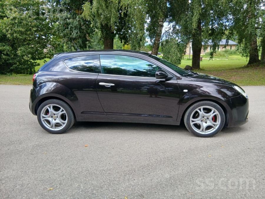 Melns Alfa Romeo Mito 2012 Ogre, ar dzinēja tilpumu 1.30 L un nobraukumu 206 tūkst. km par 3200 €, foto 8 vietnē AUTOMOTO.COM.LV