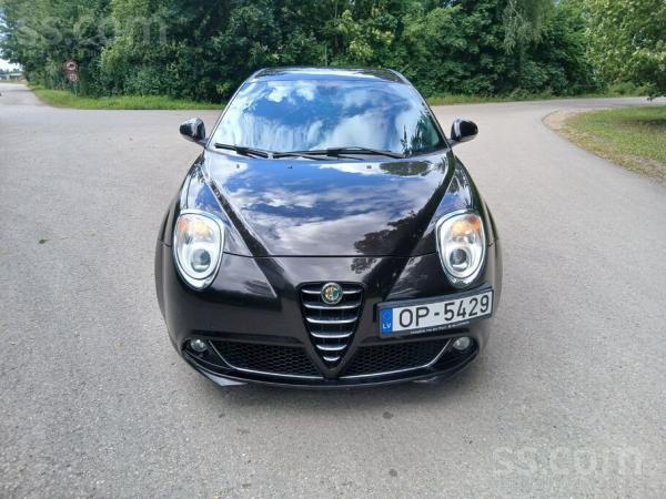 Black Alfa Romeo Mito 2012 in Ogre, with an engine capacity of 1.30 L and mileage of 206 thousand km for 3200 €, photo 9 on AUTOMOTO.COM.LV