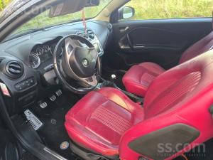 Melns Alfa Romeo Mito 2012 Rīga, ar dzinēja tilpumu 1.30 L un nobraukumu 206 tūkst. km par 3300 €, foto 4 vietnē AUTOMOTO.COM.LV