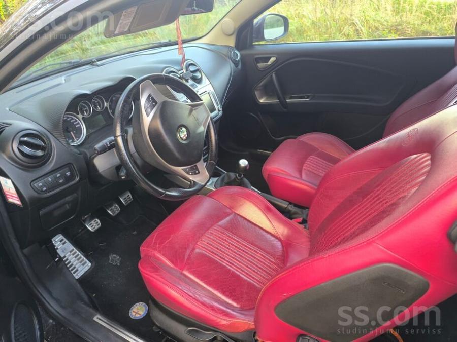 Melns Alfa Romeo Mito 2012 Rīga, ar dzinēja tilpumu 1.30 L un nobraukumu 206 tūkst. km par 3300 €, foto 4 vietnē AUTOMOTO.COM.LV