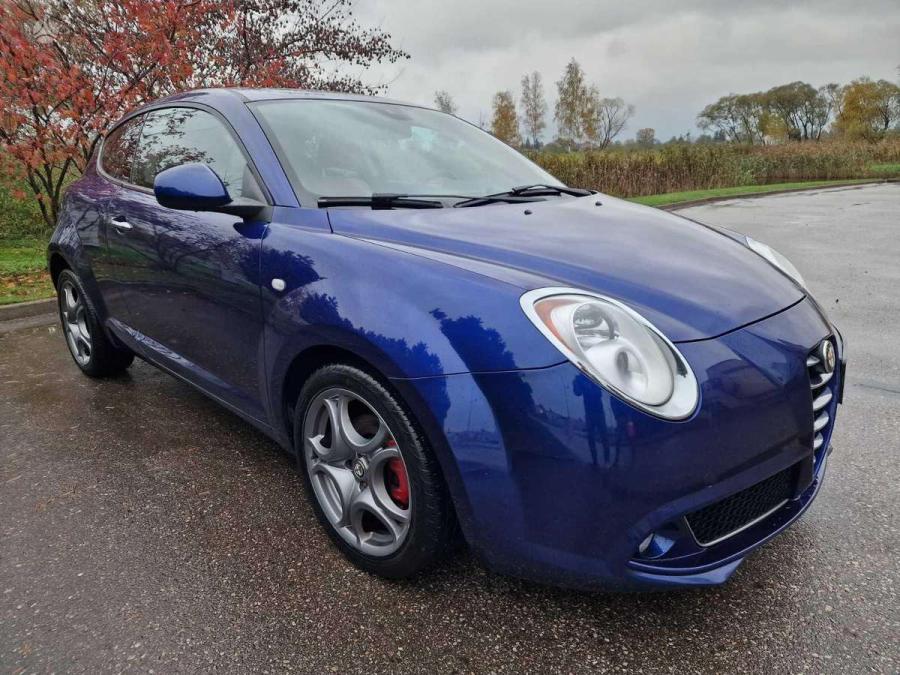 Blue Alfa Romeo Mito 2012 in Ukmerge, with an engine capacity of 1.30 L and mileage of 247 thousand km for 2950 €, photo 3 on AUTOMOTO.COM.LV