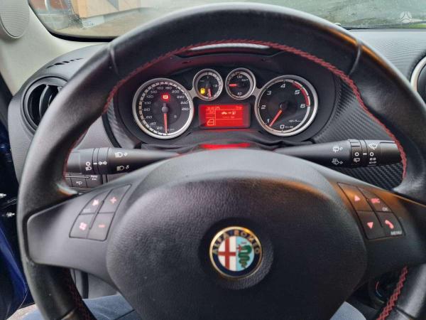 Blue Alfa Romeo Mito 2012 in Ukmerge, with an engine capacity of 1.30 L and mileage of 247 thousand km for 2950 €, photo 6 on AUTOMOTO.COM.LV