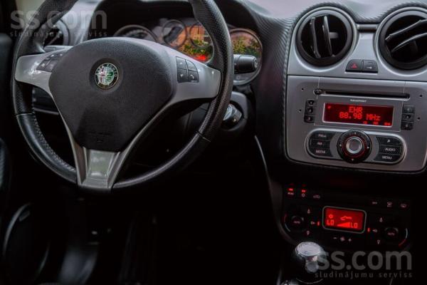Pelēks Alfa Romeo Mito 2009 Valmiera, ar dzinēja tilpumu 1.40 L un nobraukumu 0 tūkst. km par 5590 €, foto 9 vietnē AUTOMOTO.COM.LV