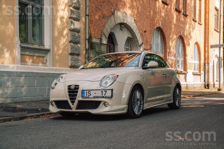 Grey Alfa Romeo Mito 2009 in Valmiera, with an engine capacity of 1.40 L and mileage of 0 thousand km for 5590 €, photo 1 on AUTOMOTO.COM.LV