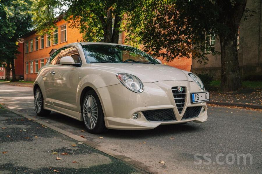 Grey Alfa Romeo Mito 2009 in Valmiera, with an engine capacity of 1.40 L and mileage of 0 thousand km for 5590 €, photo 3 on AUTOMOTO.COM.LV