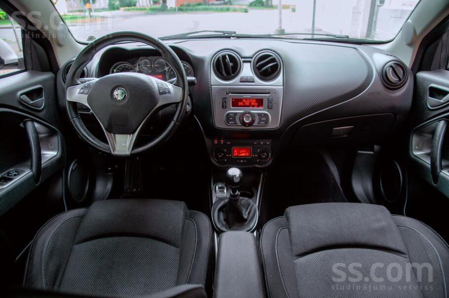 Grey Alfa Romeo Mito 2009 in Valmiera, with an engine capacity of 1.40 L and mileage of 0 thousand km for 5590 €, photo 6 on AUTOMOTO.COM.LV