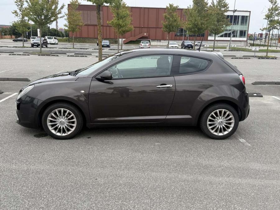 Grey Alfa Romeo Mito 2015 in Klaipeda, with an engine capacity of 1.25 L and mileage of 112 thousand km for 1999 €, photo 7 on AUTOMOTO.COM.LV