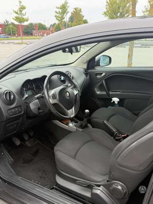 Grey Alfa Romeo Mito 2015 in Klaipeda, with an engine capacity of 1.25 L and mileage of 112 thousand km for 1999 €, photo 10 on AUTOMOTO.COM.LV