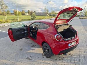 Sarkans Alfa Romeo Mito 2009 Rīga, ar dzinēja tilpumu 1.60 L un nobraukumu 192 tūkst. km par 3000 €, foto 6 vietnē AUTOMOTO.COM.LV