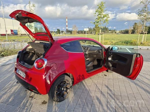 Sarkans Alfa Romeo Mito 2009 Rīga, ar dzinēja tilpumu 1.60 L un nobraukumu 192 tūkst. km par 3000 €, foto 7 vietnē AUTOMOTO.COM.LV