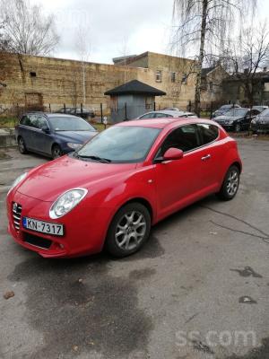 Red Alfa Romeo Mito 2010 in Riga, with an engine capacity of 1.60 L and mileage of 150 thousand km for 1000 €, photo 8 on AUTOMOTO.COM.LV