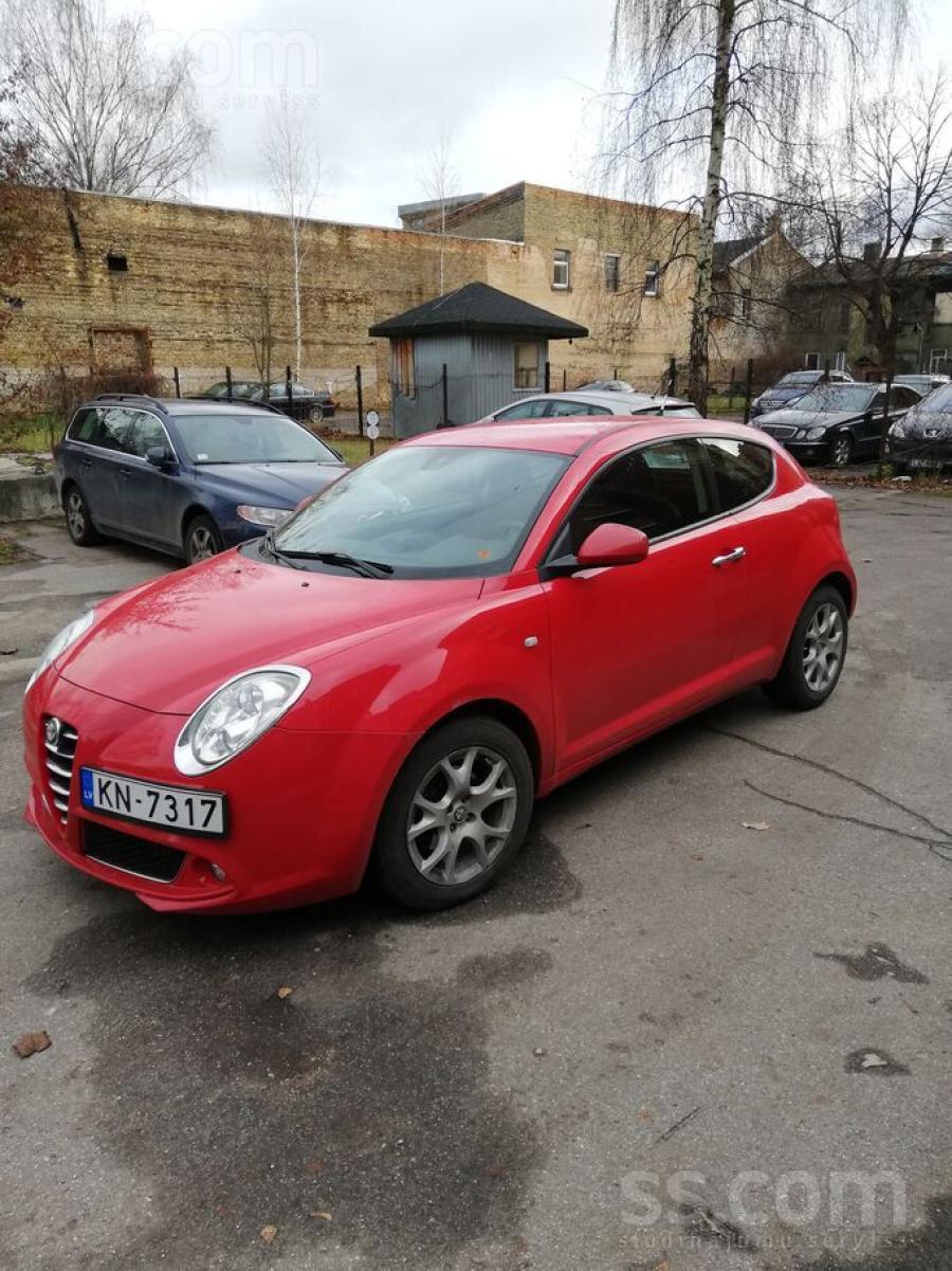 Red Alfa Romeo Mito 2010 in Riga, with an engine capacity of 1.60 L and mileage of 150 thousand km for 1000 €, photo 8 on AUTOMOTO.COM.LV