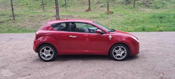 Sarkans Alfa Romeo Mito 2009 Druskininkai, ar dzinēja tilpumu 1.20 L un nobraukumu 230 tūkst. km par 1350 €, foto 5 vietnē AUTOMOTO.COM.LV