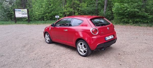 Sarkans Alfa Romeo Mito 2009 Druskininkai, ar dzinēja tilpumu 1.20 L un nobraukumu 230 tūkst. km par 1350 €, foto 7 vietnē AUTOMOTO.COM.LV