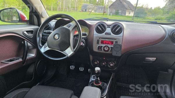Sarkans Alfa Romeo Mito 2009 Jēkabpils, ar dzinēja tilpumu 1.40 L un nobraukumu 213 tūkst. km par 3200 €, foto 10 vietnē AUTOMOTO.COM.LV