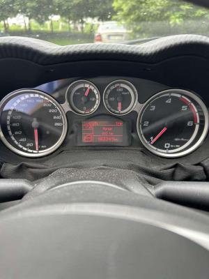 Red Alfa Romeo Mito 2009 in Vilnius, with an engine capacity of 1.25 L and mileage of 163 thousand km for 1550 €, photo 7 on AUTOMOTO.COM.LV