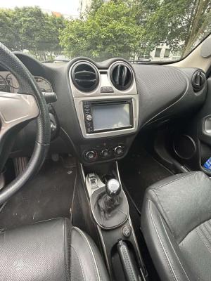 Red Alfa Romeo Mito 2009 in Vilnius, with an engine capacity of 1.25 L and mileage of 163 thousand km for 1550 €, photo 8 on AUTOMOTO.COM.LV
