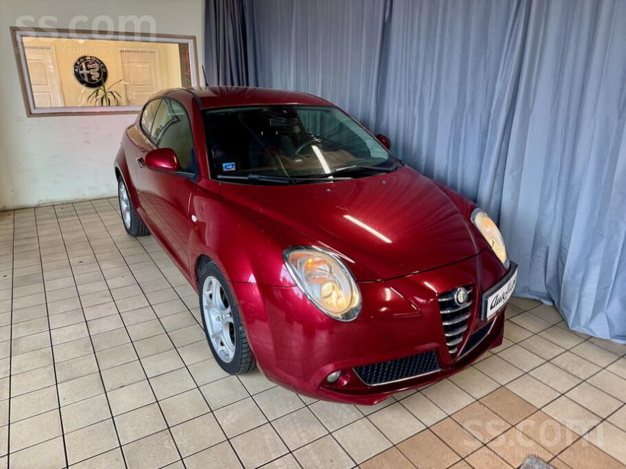Red Alfa Romeo Mito 2011 in Ogre, with an engine capacity of 1.30 L and mileage of 205 thousand km for 3500 €, photo 1 on AUTOMOTO.COM.LV