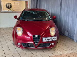 Red Alfa Romeo Mito 2011 in Ogre, with an engine capacity of 1.30 L and mileage of 205 thousand km for 3500 €, photo 2 on AUTOMOTO.COM.LV
