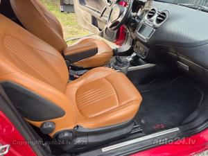 Sarkans Alfa Romeo Mito 2013 Tallina, ar dzinēja tilpumu 1.20 L un nobraukumu 213 tūkst. km par 2899 €, foto 7 vietnē AUTOMOTO.COM.LV