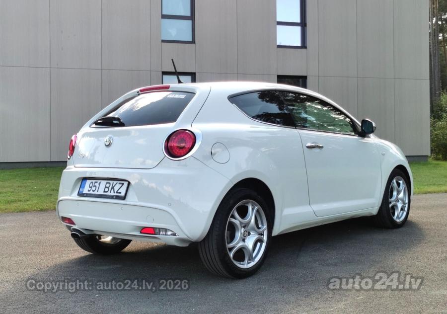 Balts Alfa Romeo Mito 2013 Tallina, ar dzinēja tilpumu 1.40 L un nobraukumu 126 tūkst. km par 5490 €, foto 4 vietnē AUTOMOTO.COM.LV