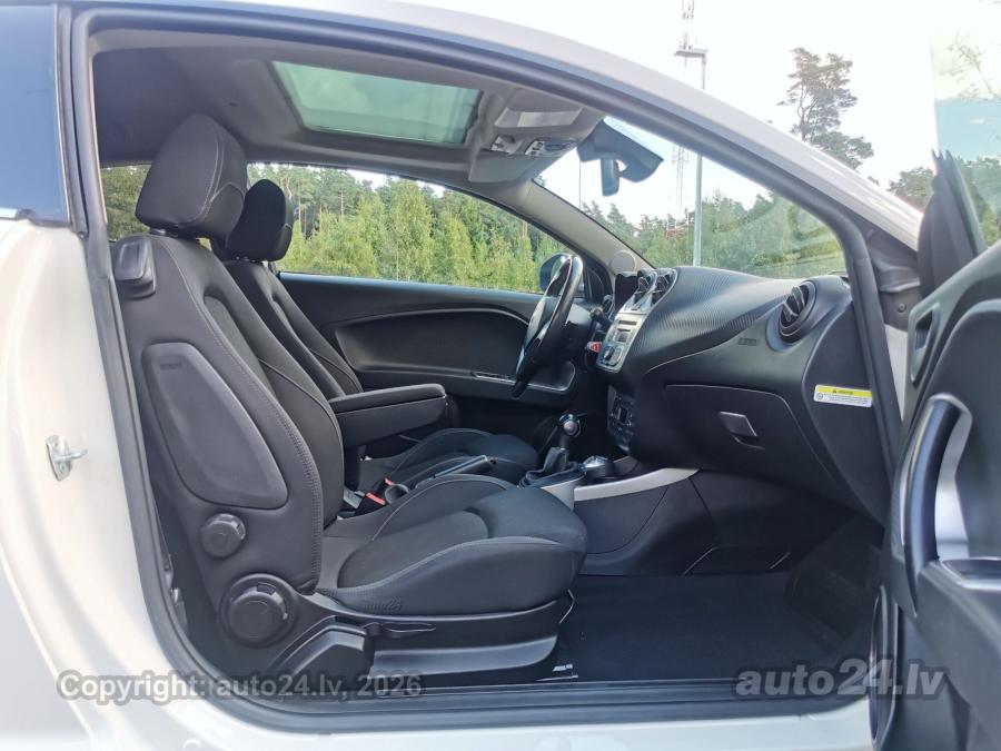 Balts Alfa Romeo Mito 2013 Tallina, ar dzinēja tilpumu 1.40 L un nobraukumu 126 tūkst. km par 5490 €, foto 29 vietnē AUTOMOTO.COM.LV