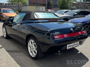 Black Alfa Romeo Spider 1999 in Riga, with an engine capacity of 3.00 L and mileage of 135 thousand km for 11900 €, photo 12 on AUTOMOTO.COM.LV