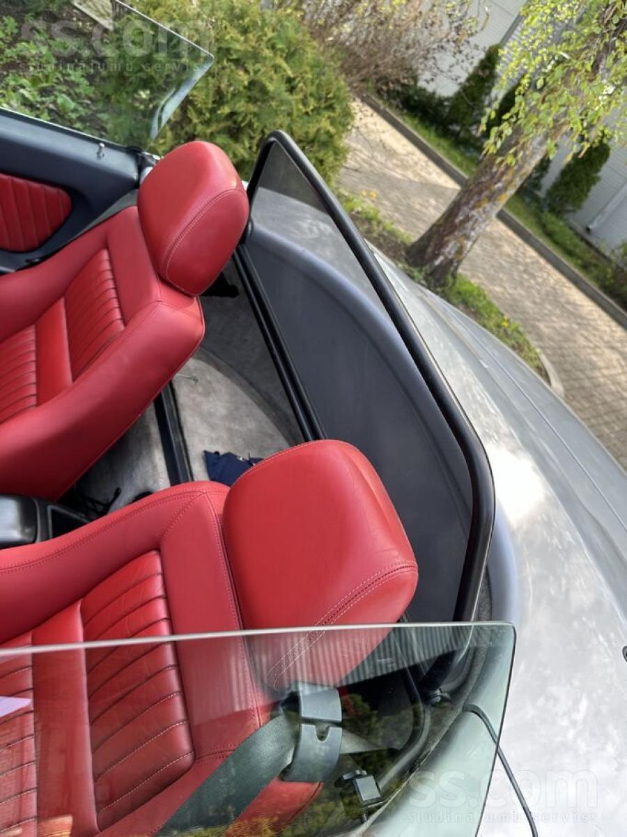 Pelēks Alfa Romeo Spider 2000 Rīga, ar dzinēja tilpumu 1.80 L un nobraukumu 135 tūkst. km par 5200 €, foto 12 vietnē AUTOMOTO.COM.LV
