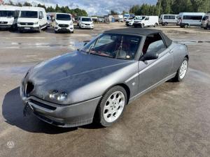 Grey Alfa Romeo Spider 1999 in Radviliskis, with an engine capacity of 2.96 L and mileage of 171 thousand km for 3150 €, photo 1 on AUTOMOTO.COM.LV