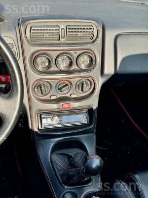 Sarkans Alfa Romeo Spider 1996 Rīga, ar dzinēja tilpumu 3.00 L un nobraukumu 228 tūkst. km par 10499 €, foto 12 vietnē AUTOMOTO.COM.LV