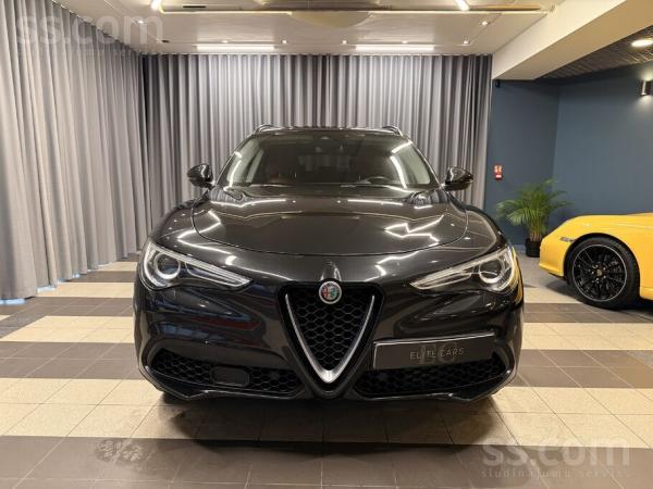 Black Alfa Romeo Stelvio 2018 in Riga, with an engine capacity of 2.00 L and mileage of 117 thousand km for 21900 €, photo 2 on AUTOMOTO.COM.LV