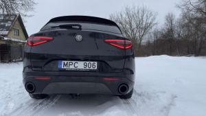 Melns Alfa Romeo Stelvio 2018 Panevēža, ar dzinēja tilpumu 2.14 L un nobraukumu 223 tūkst. km par 14300 €, foto 21 vietnē AUTOMOTO.COM.LV