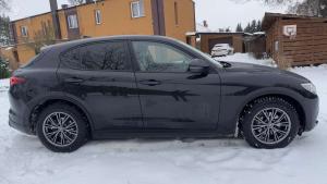 Melns Alfa Romeo Stelvio 2018 Panevēža, ar dzinēja tilpumu 2.14 L un nobraukumu 223 tūkst. km par 14300 €, foto 22 vietnē AUTOMOTO.COM.LV