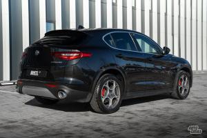 Melns Alfa Romeo Stelvio 2018 Viļņa, ar dzinēja tilpumu 2.10 L un nobraukumu 199 tūkst. km par 16000 €, foto 5 vietnē AUTOMOTO.COM.LV