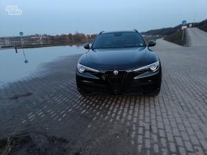 Melns Alfa Romeo Stelvio 2019 Kauņa, ar dzinēja tilpumu 2.00 L un nobraukumu 103 tūkst. km par 22900 €, foto 3 vietnē AUTOMOTO.COM.LV