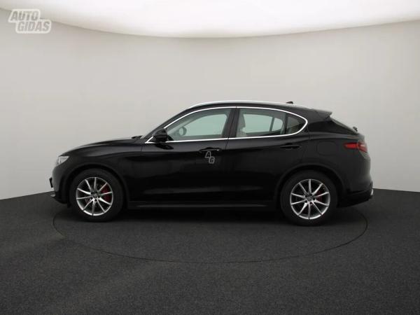 Black Alfa Romeo Stelvio 2019 in Vilnius, with an engine capacity of 2.20 L and mileage of 132 thousand km for 20999 €, photo 6 on AUTOMOTO.COM.LV