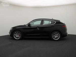 Black Alfa Romeo Stelvio 2019 in Vilnius, with an engine capacity of 2.20 L and mileage of 132 thousand km for 20999 €, photo 7 on AUTOMOTO.COM.LV