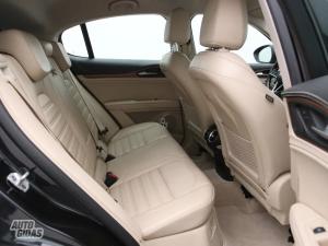 Black Alfa Romeo Stelvio 2019 in Vilnius, with an engine capacity of 2.20 L and mileage of 132 thousand km for 20999 €, photo 16 on AUTOMOTO.COM.LV