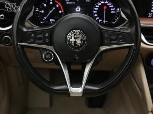 Black Alfa Romeo Stelvio 2019 in Vilnius, with an engine capacity of 2.20 L and mileage of 132 thousand km for 20999 €, photo 19 on AUTOMOTO.COM.LV