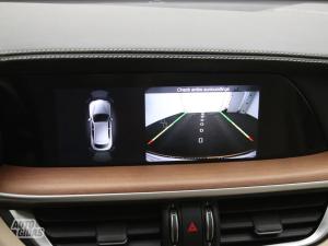 Black Alfa Romeo Stelvio 2019 in Vilnius, with an engine capacity of 2.20 L and mileage of 132 thousand km for 20999 €, photo 26 on AUTOMOTO.COM.LV