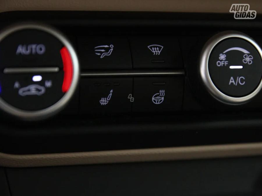 Black Alfa Romeo Stelvio 2019 in Vilnius, with an engine capacity of 2.20 L and mileage of 132 thousand km for 20999 €, photo 30 on AUTOMOTO.COM.LV