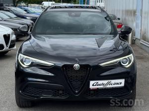 Black Alfa Romeo Stelvio 2019 in Riga, with an engine capacity of 2.00 L and mileage of 173 thousand km for 22900 €, photo 3 on AUTOMOTO.COM.LV
