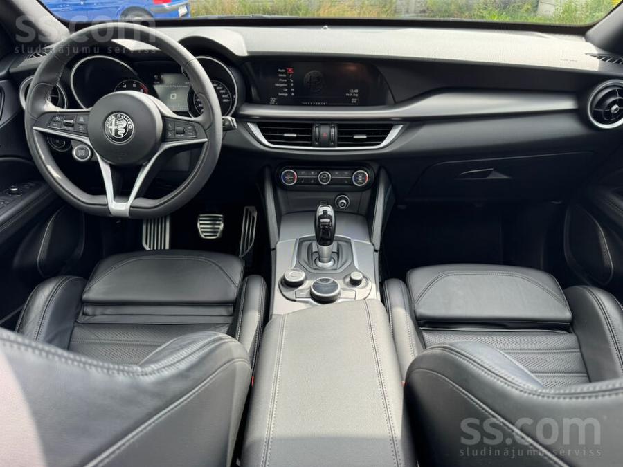 Black Alfa Romeo Stelvio 2019 in Riga, with an engine capacity of 2.00 L and mileage of 173 thousand km for 22900 €, photo 18 on AUTOMOTO.COM.LV