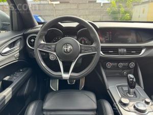 Black Alfa Romeo Stelvio 2019 in Riga, with an engine capacity of 2.00 L and mileage of 173 thousand km for 22900 €, photo 19 on AUTOMOTO.COM.LV