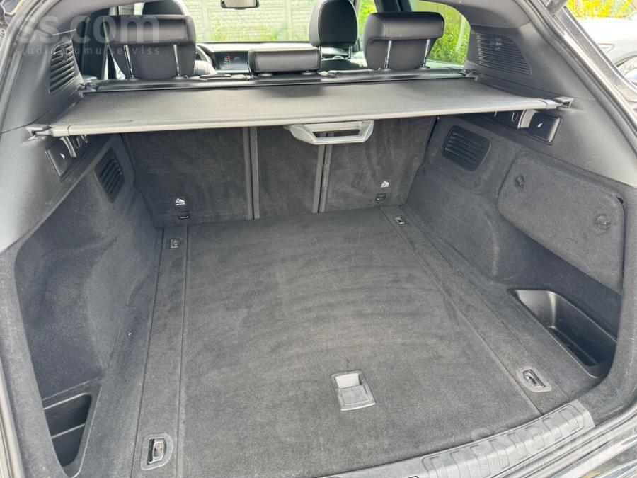 Black Alfa Romeo Stelvio 2019 in Riga, with an engine capacity of 2.00 L and mileage of 173 thousand km for 22900 €, photo 20 on AUTOMOTO.COM.LV